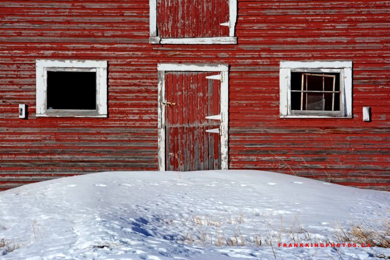 Rural landscapes: barn face | FRANK KING PHOTOS